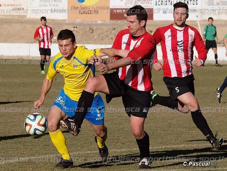 Almudévar 4-0 Illueca: los almudevanos certifican su buen momento