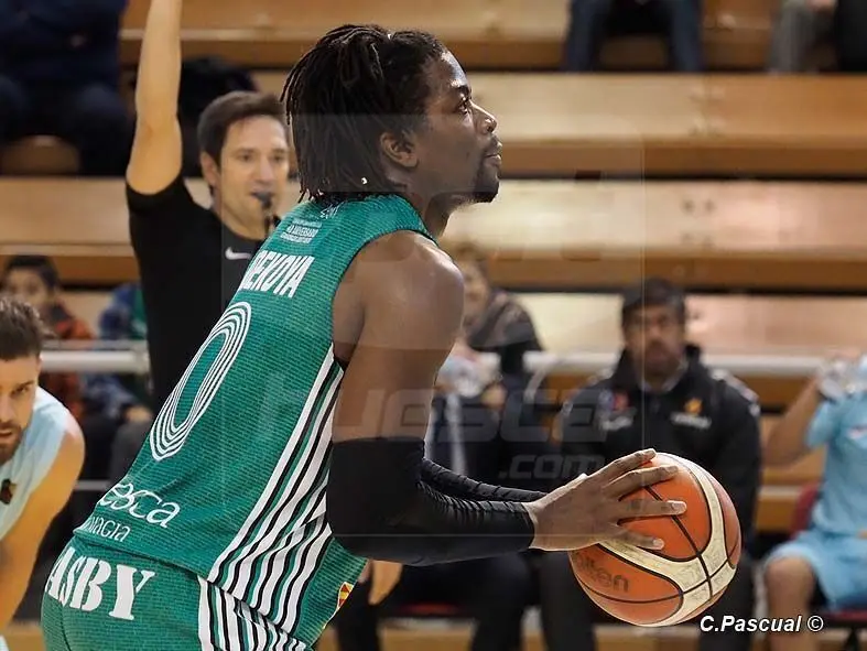 Jubril Adekoya, en el quinteto ideal de la jornada 14