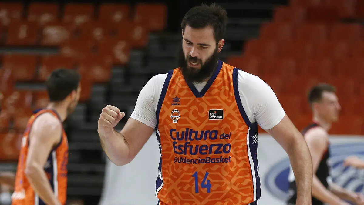 El pívot Bojan Dubljevic se une al Casademont Zaragoza