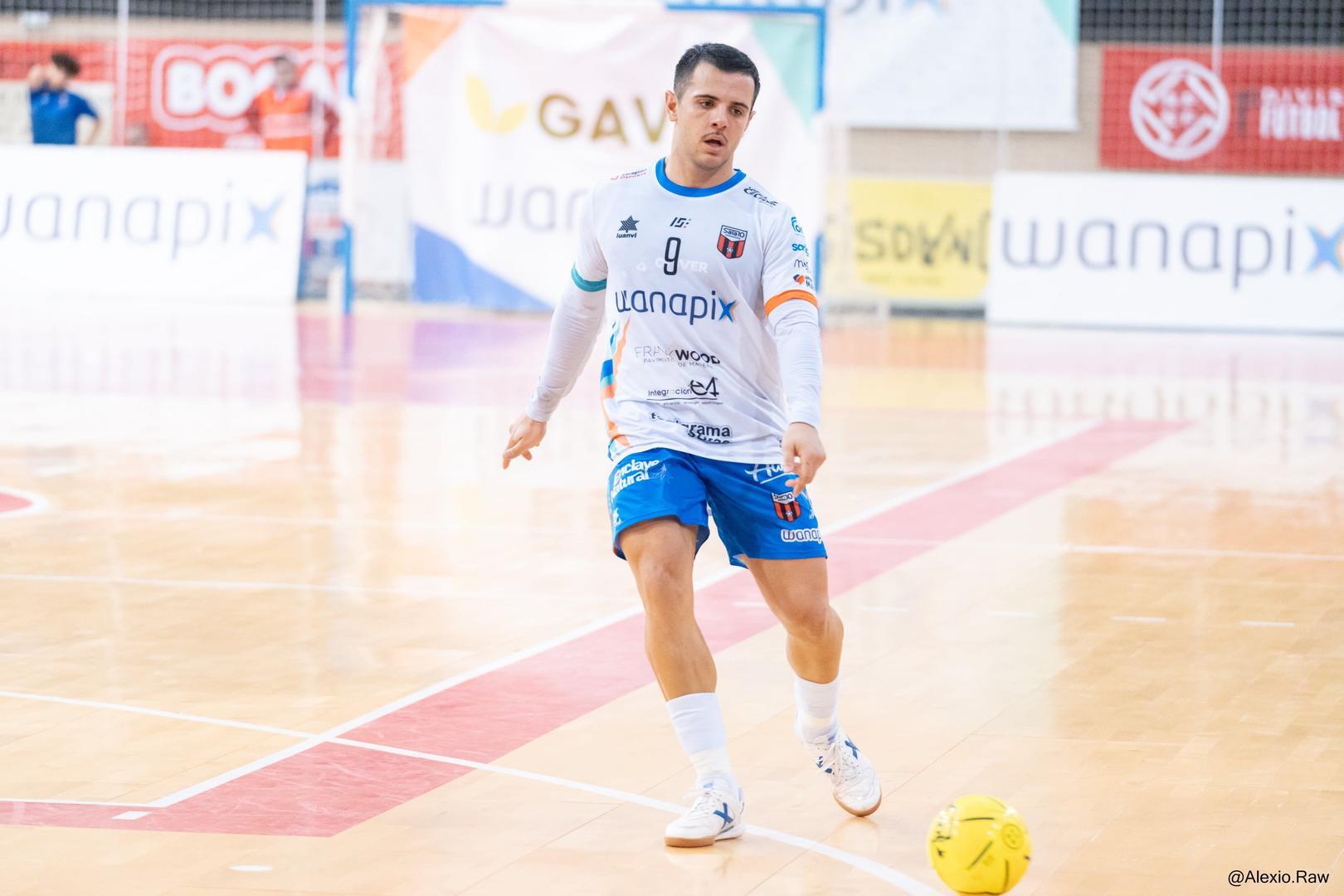Adrián Rivera vuelve a la prelista de la Selección Española